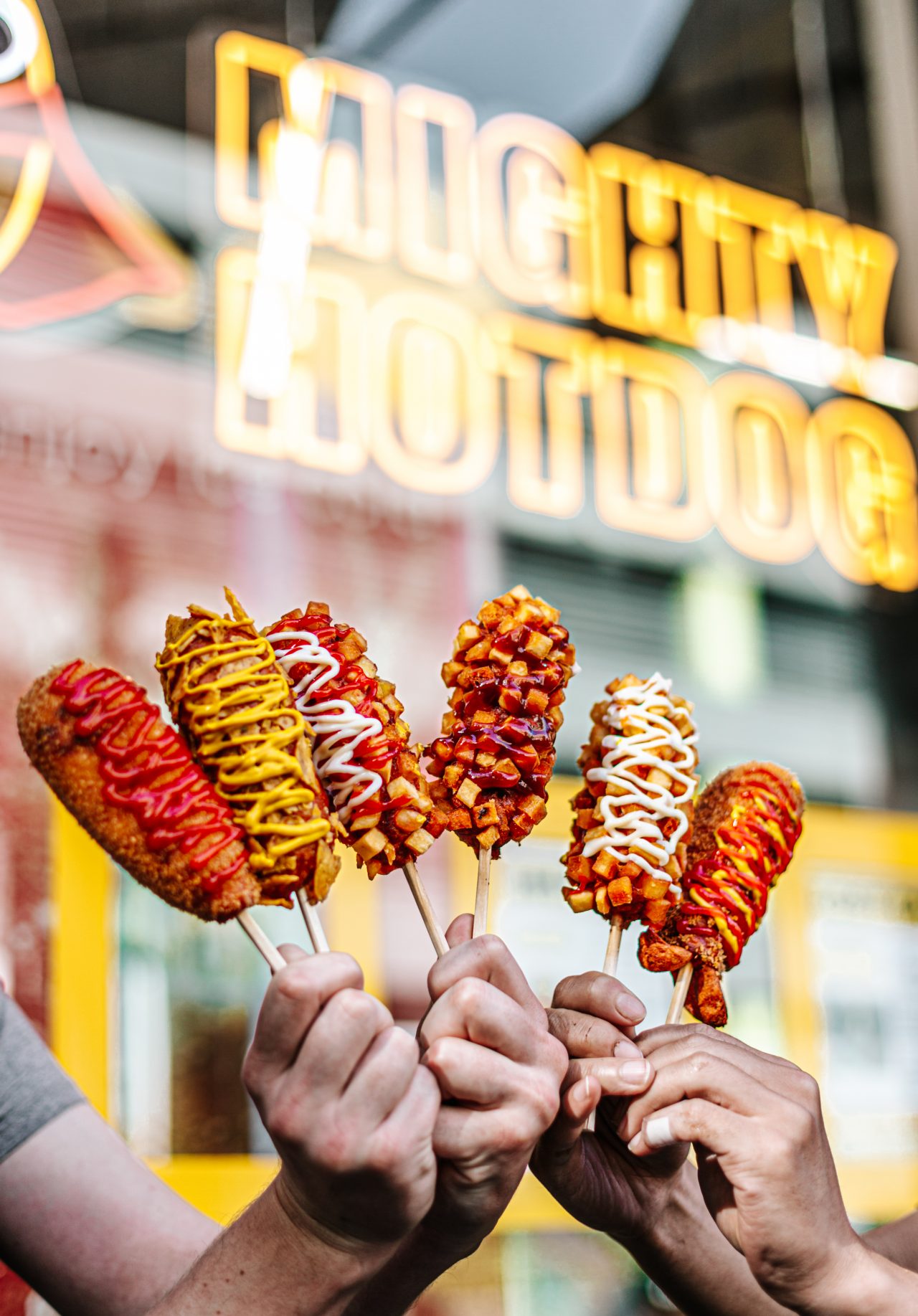 MIGHTY HOTDOG | Jon Mat Taeng