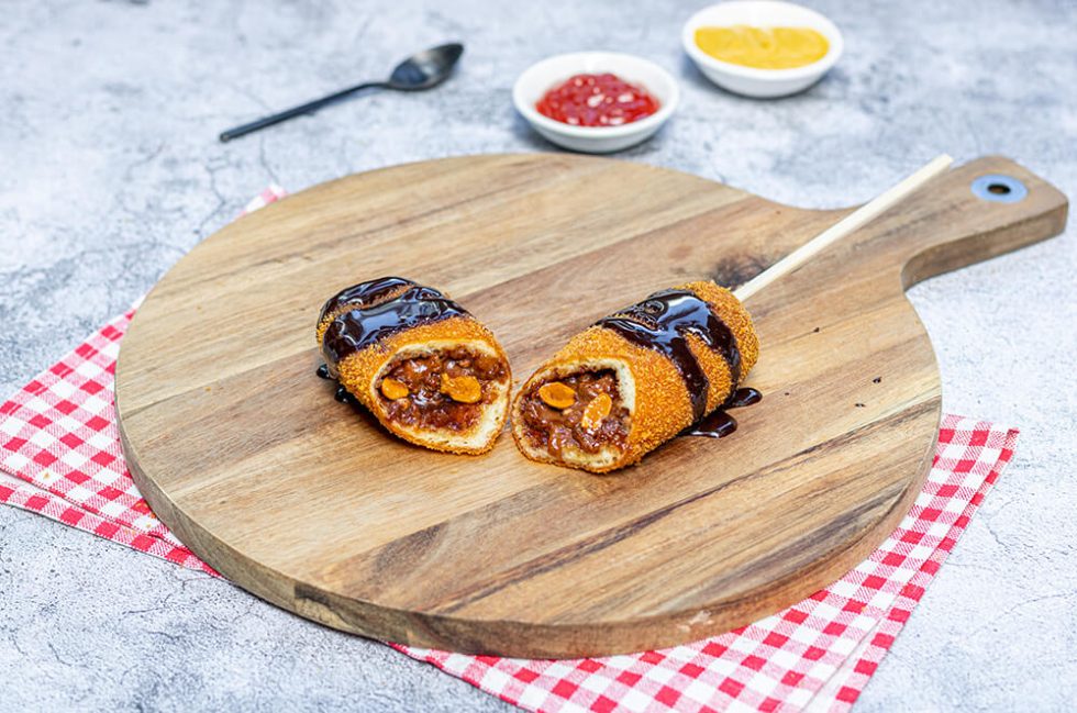 MIGHTY HOTDOG | Jon Mat Taeng