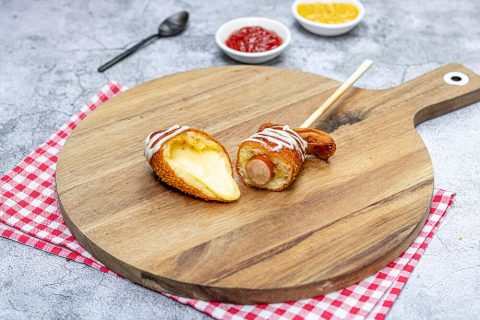 MIGHTY HOTDOG | Jon Mat Taeng