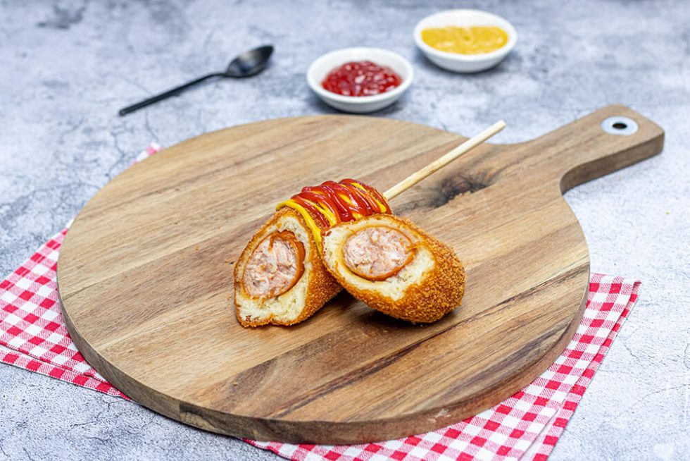 MIGHTY HOTDOG | Jon Mat Taeng